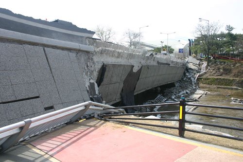 seongsu bridge collapse - 르네방재정책연구원